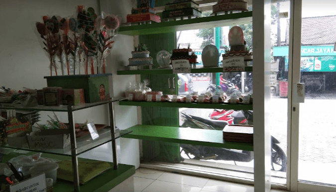 Toko Cabang - Roti Mox| Kue, Cake Ulang Tahun, Custom art, Bakery ...